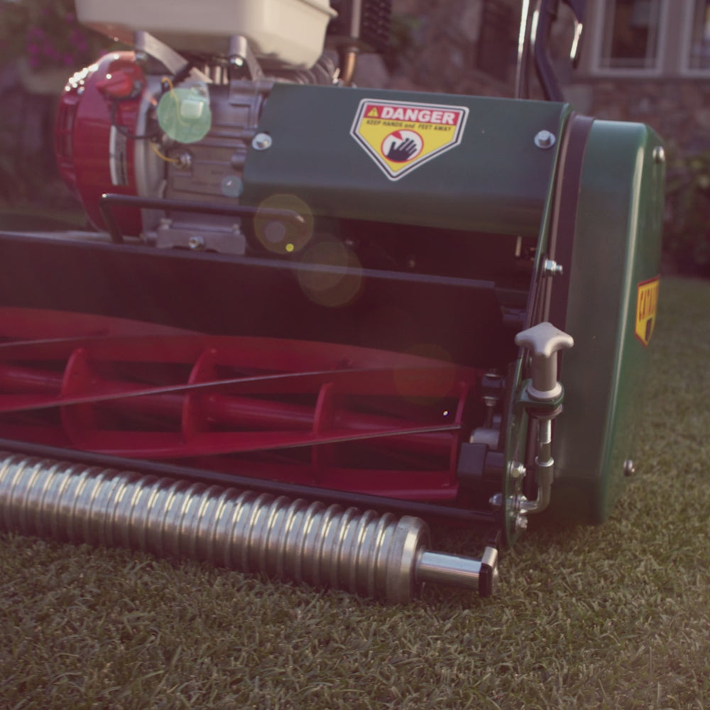 California Trimmer | Catalyst 25 in. Gas Walk Behind Reel Lawn Mower